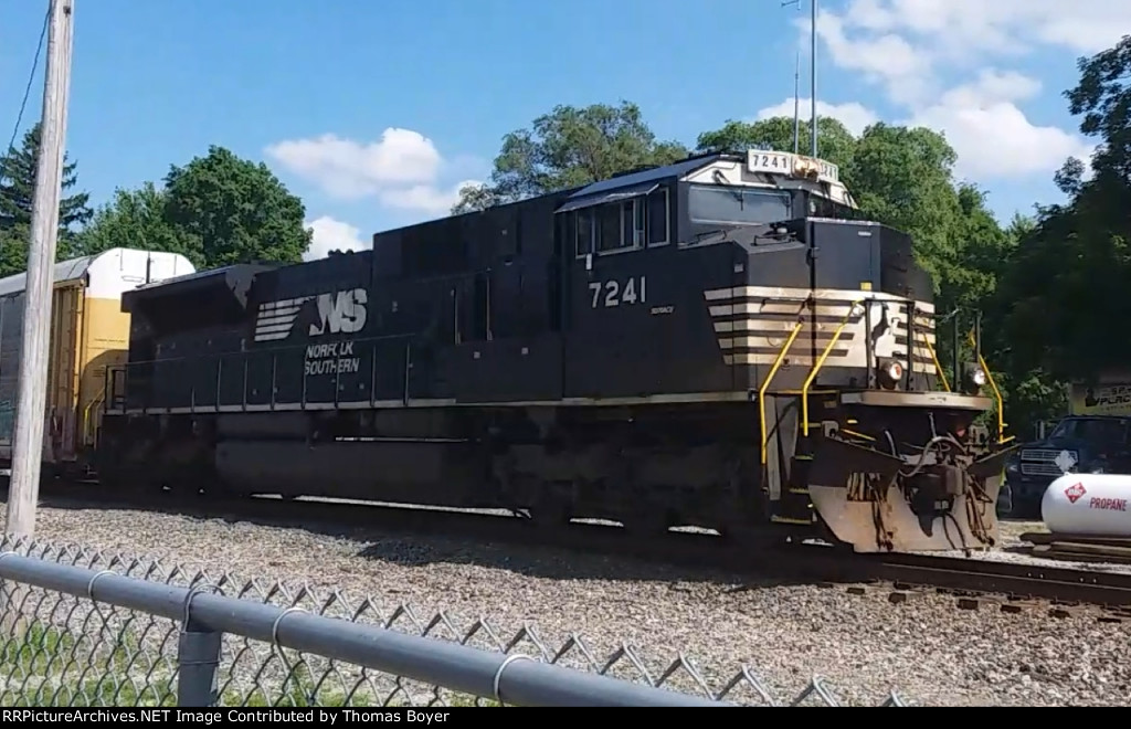 NS 7241